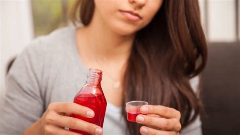10 Natural Gargle Remedies To Fix A Sore Throat Immediately