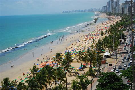 Emlurb Informa Que Tira Nada Menos De Mil Toneladas Da Orla Do Recife Aos Fins De Semana
