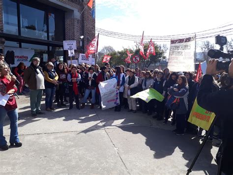 Masiva movilización y reclamo de Amsafé Rosario Anoticiados