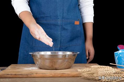 做饅頭時，1斤麵粉放多少酵母？記住「3大技巧」，饅頭暄軟蓬鬆 每日頭條