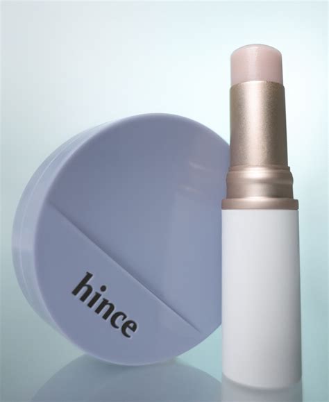 힌스 예쁜 피부 비결은 속광‧물광”