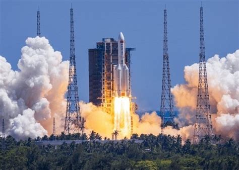 中國火箭殘骸通過領空 西班牙局部禁飛