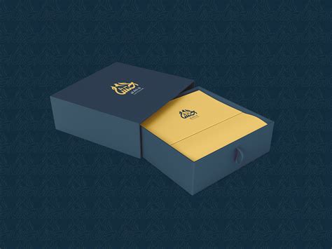 تصميم شعار وهوية متجر عبايات احتشام On Behance
