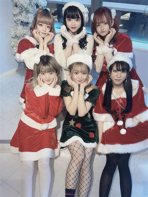 メイドカフェ『氷の国のリリアンプリアン』 On Twitter リリアンキュキュ💎が16時をお知らせします🎶 夜の妖精ちゃんは氷雨👾冷夢