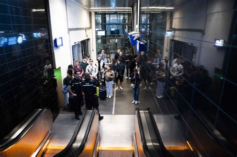 Ns Storing Verholpen Treinverkeer Rond Amsterdam Komt Langzaam Weer Op Gang Nrc