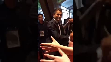 香港老一辈明星好亲切微笑握手一个也不落下 刘德华 郭富城 郑伊健 陈小春 YouTube