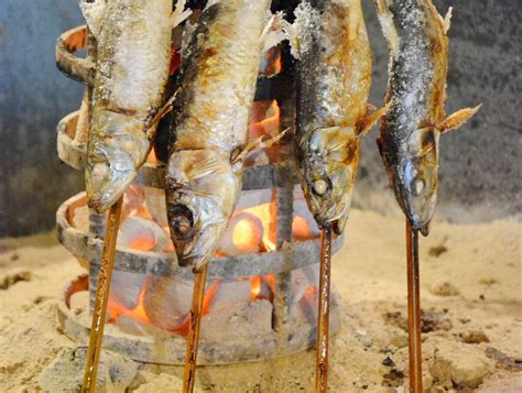 やわらかい食感が絶品 炭火で焼き上げる原始焼旨飯よか酒 ナナホシテントウ Fit ECRU 449号 Machiグルメ 佐賀中部編まち