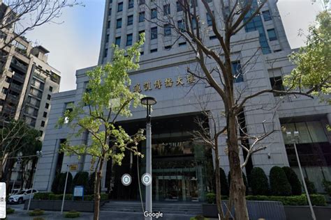 老鵝日報 翁柏宗喊ncc人事未過「i16恐無法上市」！國民黨批情勒：廢掉剛好而已