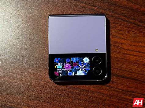 Phone Comparisons Galaxy Z Flip Vs Huawei P Pocket