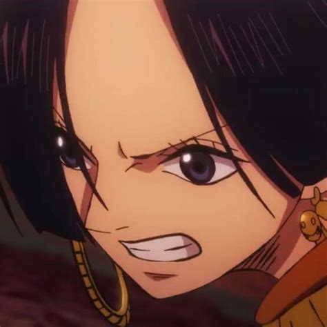 Veja Um Incrível Cosplay Da Boa Hancock De One Piece