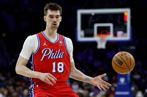 Colin Castleton Earns Standard Contract With Raptors After Successful