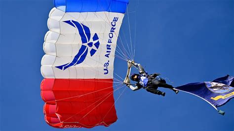 Air Force Offers Up To 600k In Bonuses To Retain Pilots Fox Business