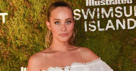 Hannah Jeter Sports Illustrated Swimsuit Island In Miami