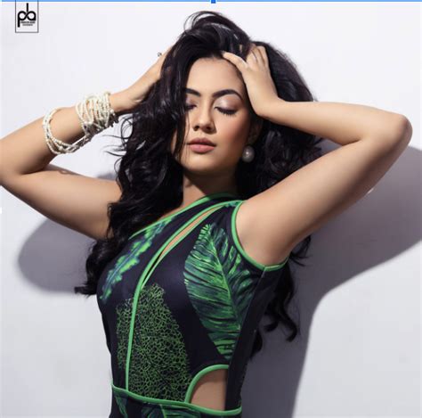 Reem Shaikh Photoshoot Indian Actress Hot Photoshoot Poses