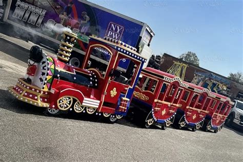 What Makes A Vintage Amusement Park Train A Timeless Attraction For
