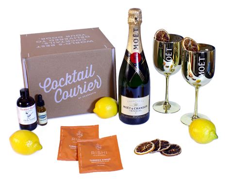 The Moet Golden Fizz Is The Must Have Golden Globes Cocktail