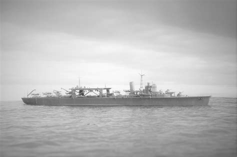 誰でも作れる1700艦艇模型 水上機母艦千歳（1941） 誰でも作れる1700艦艇模型 大艦隊を君にｰ