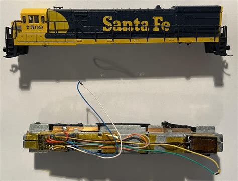 Converting An Old Kato U30c To Loksound