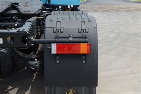 【图】三一重卡 江山平顶 6x4 充电式纯电动牵引车hqc42503swbev6282kwh实拍图片1711692卡车之家