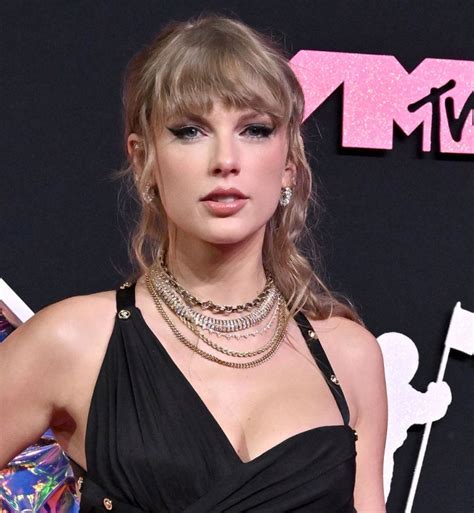 Why Travis Kelce Is Different For Taylor Swift Purewow