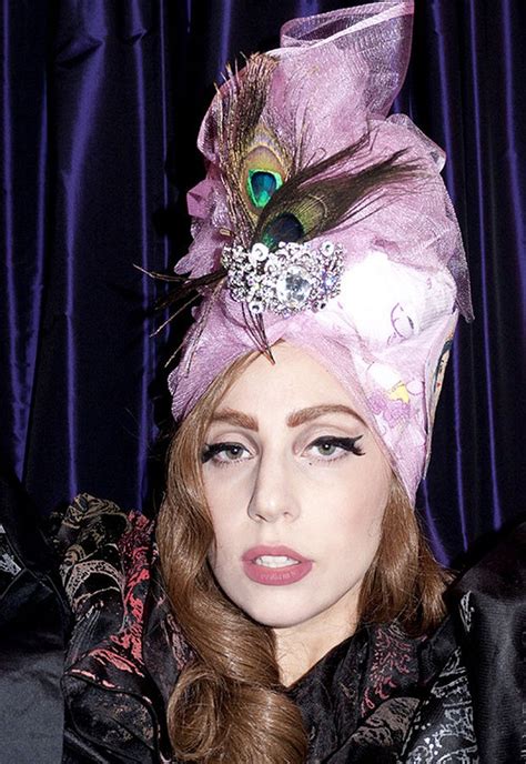 Fotógrafo Faz Ensaio Inspirado Em Novo álbum De Lady Gaga Quem Quem