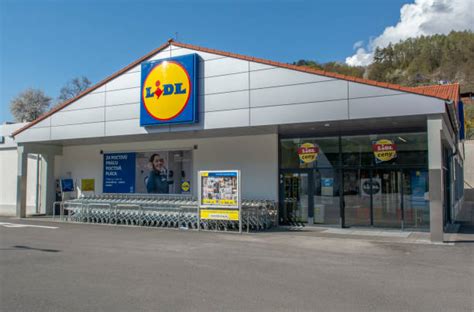 510 Lidl Shop Fotos De Stock Imagens E Fotos Royalty Free Istock