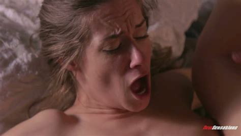 Кэссиди Клайн переписывается с парнем пока ебется с другим