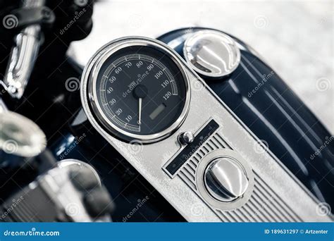 Details Of Analog Speedometer On Vintage Motorbike Stock Image Image Of Accelerate Device