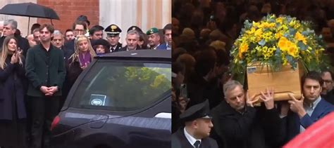 Funerali Ornella Vanoni Sei Un Attimo Senza Fine Il Commovente