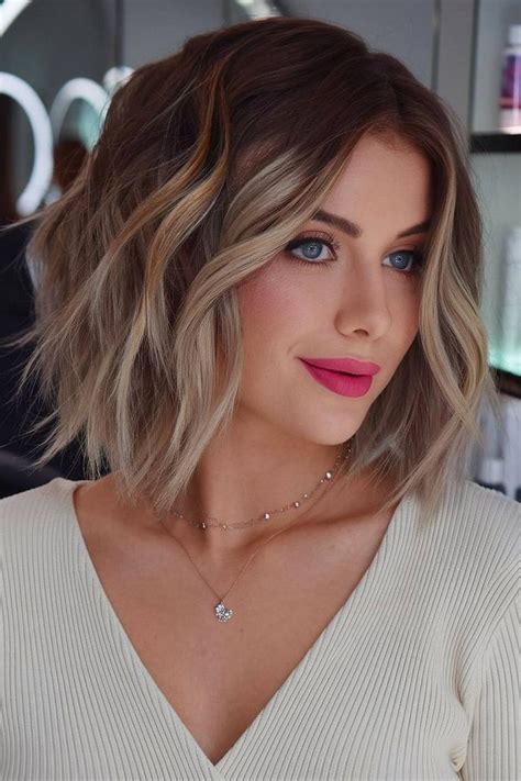 Best Hairstyles For Thick Wavy Hair In 2025 2025 Wavy Hair Hair