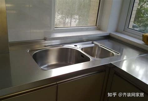 厨房台面选什么材质石英石大理石不锈钢岩板哪种更好 知乎