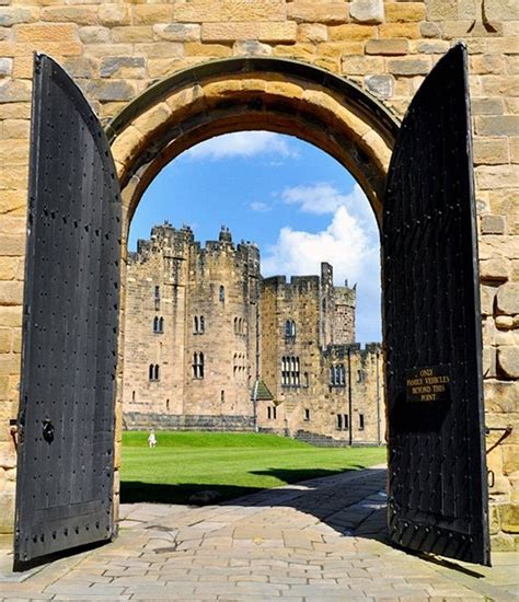 England Alnwick Castle Hogwarts Alnwick Castle Castle England