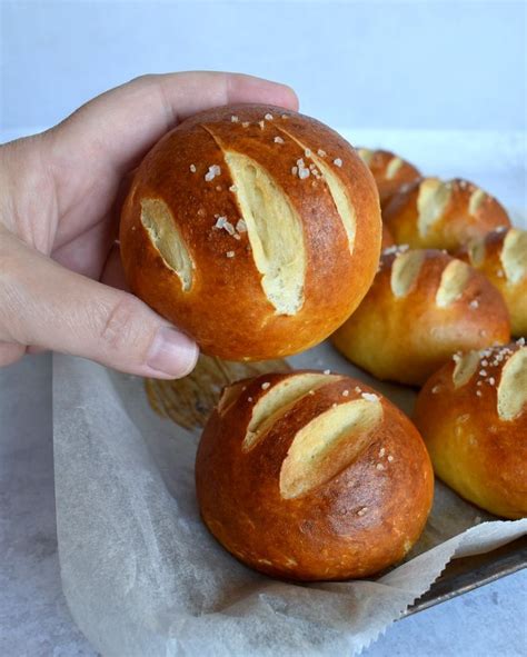 לחמניות פרעצל הלחמניות של מרקו המערוך המקפץ