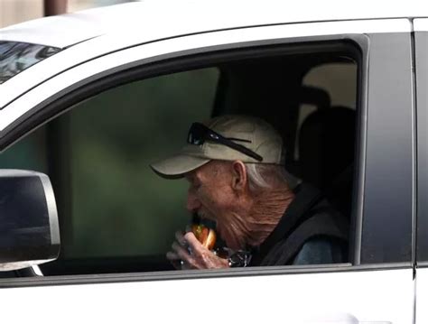 Reclusive Star Gene Hackman 93 Looks Fighting Fit As Hes Seen For