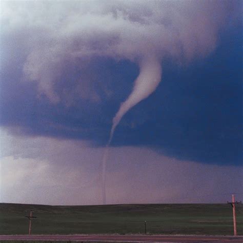 What Are Characteristics Of Tornadoes Sciencing