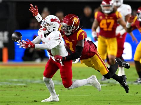 How Usc Safety Calen Bullock Became A Defensive Leader