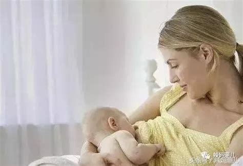 哺乳期乳房有硬块这样做