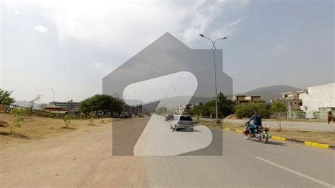 ڈی ۔ 12 اسلام آباد میں 1 کنال رہائشی پلاٹ 115 کروڑ میں برائے فروخت۔ ڈی