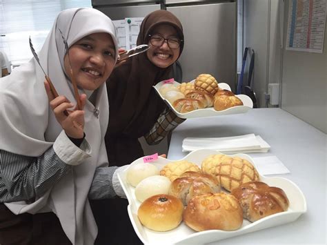 Muslim Friendly Bread Baking Class Held By Liaison Project In Tokyo