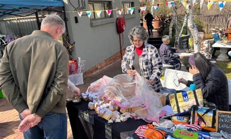 Inwoners Kuier Gesellig By Die Mini Pop Up Mark Highvelder News