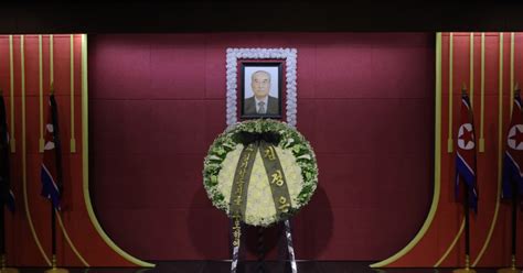 ‘김일성 일가 우상화 김기남 전 비서 94세로 사망