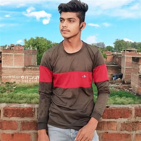 Rishu Singh Rajawat Rishu Thakur Threads Say More