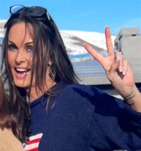 Karen McDougal Wiki, Height, Age, Boyfriend, Husband, Family, Biography & More - WikiBio