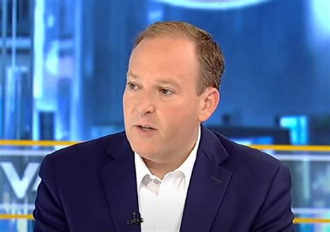 Poll Shows Republican Lee Zeldin With Slight Lead Over Dem Kathy Hochul