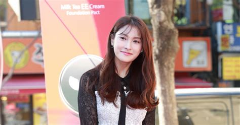 박규리 강한 추위에도 평온한 미소 신필름 예술영화제