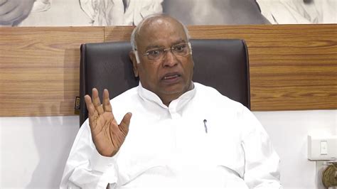 Congress To Review Lok Sabha Poll Debacle In Karnataka On July 30 The