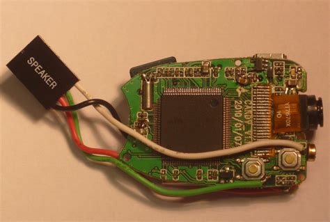 Keychain 808 Spy Camera With Pir Motion Detector Controlled By Arduino