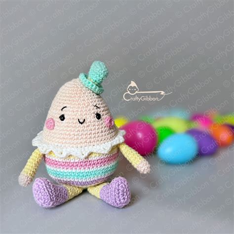 Humpty Dumpty Easter Amigurumi Pattern