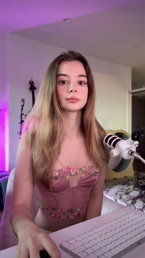 Molly Little Bio Age Career Life And Net Worth 2026