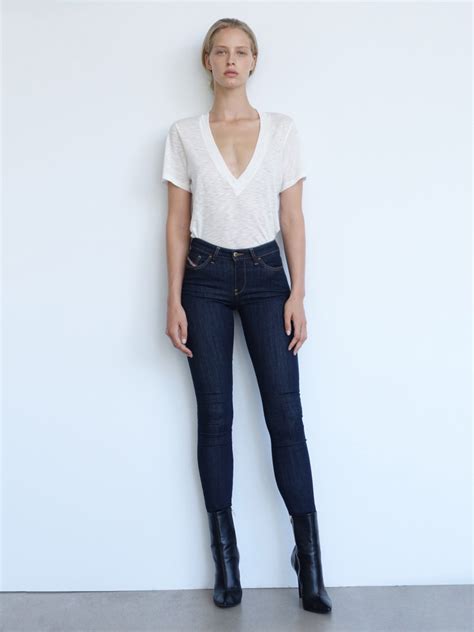 Photo Of Fashion Model Abby Champion Id Models The Fmd